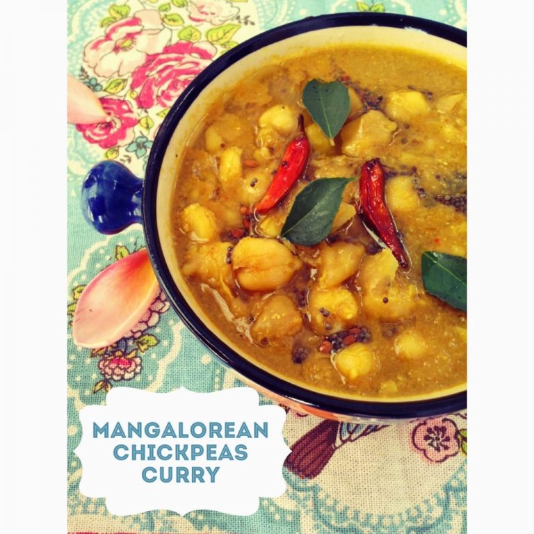 Mangalorean Chana Gassi / Ghassi - South Indian Chickpeas Curry Recipe ...